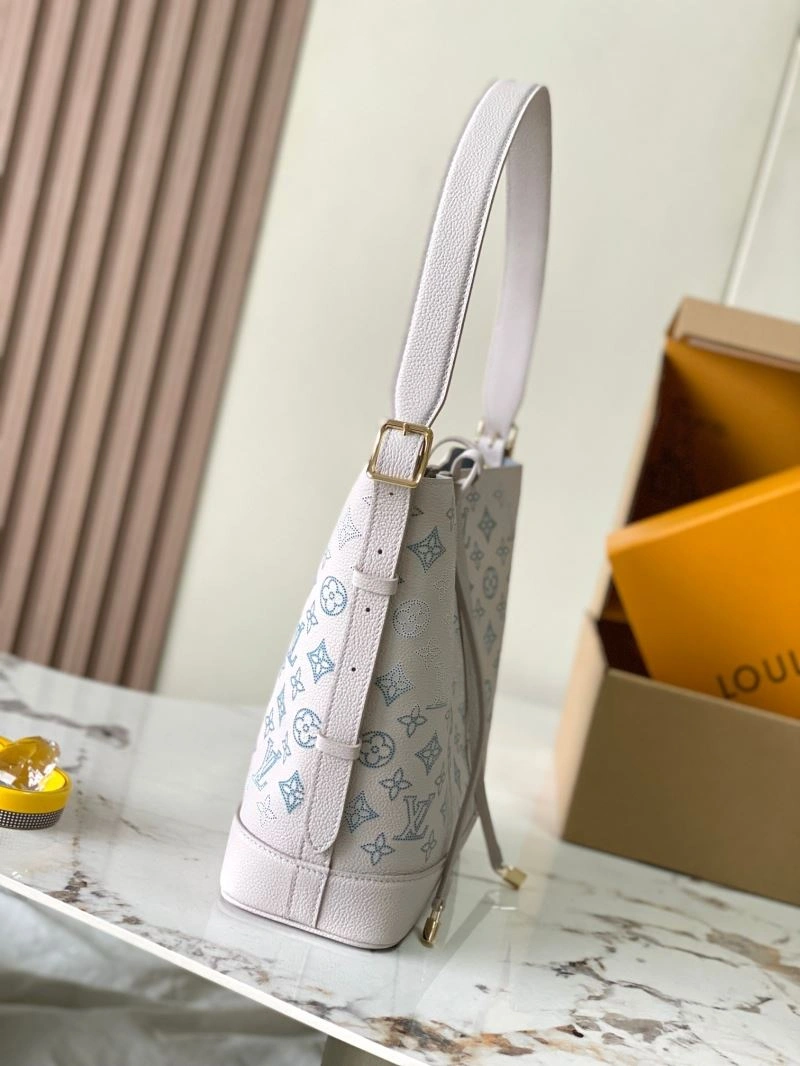 Bargain Louis Vuitton Bucket Bags