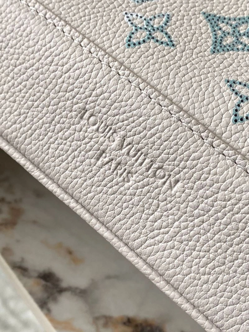 Bargain Louis Vuitton Bucket Bags