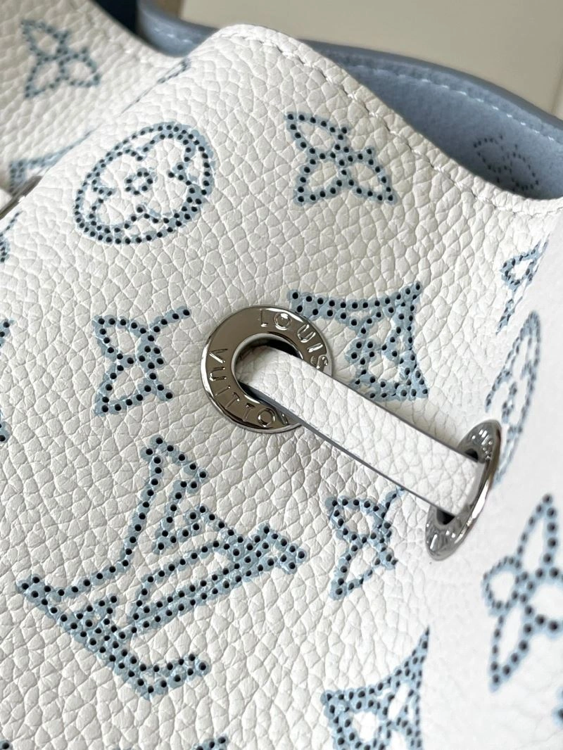 Reasonably priced Louis Vuitton Bucket Bags