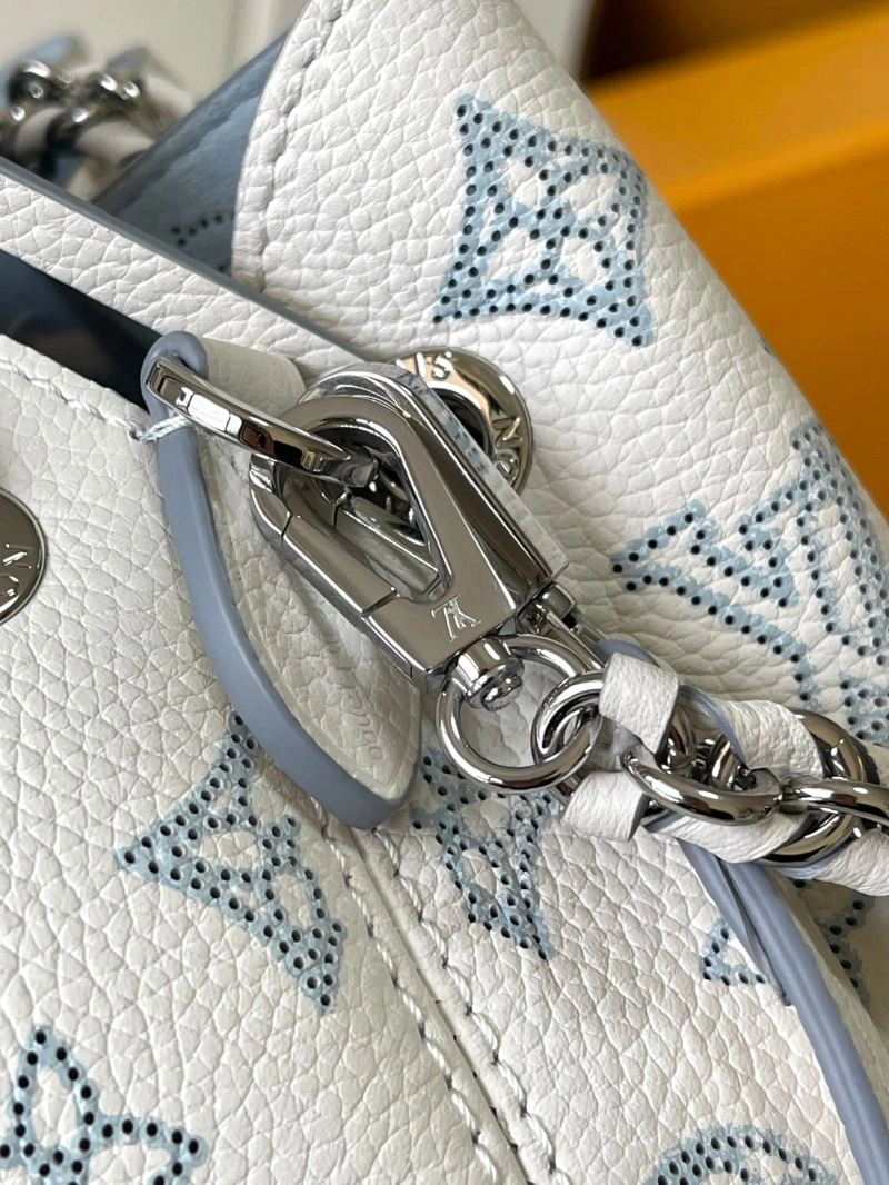 Reasonably priced Louis Vuitton Bucket Bags