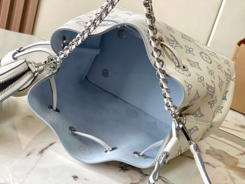 Reasonably priced Louis Vuitton Bucket Bags