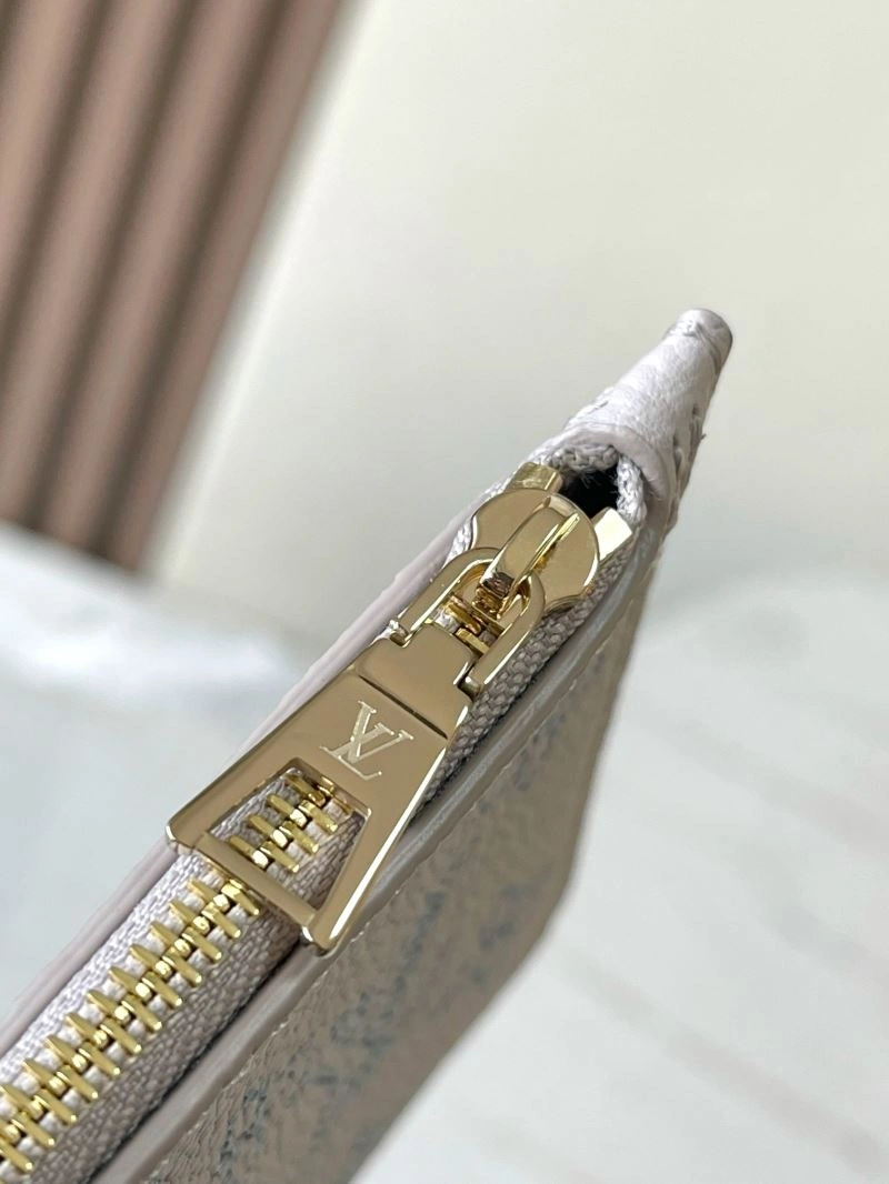 Cut-rate Louis Vuitton Bucket Bags