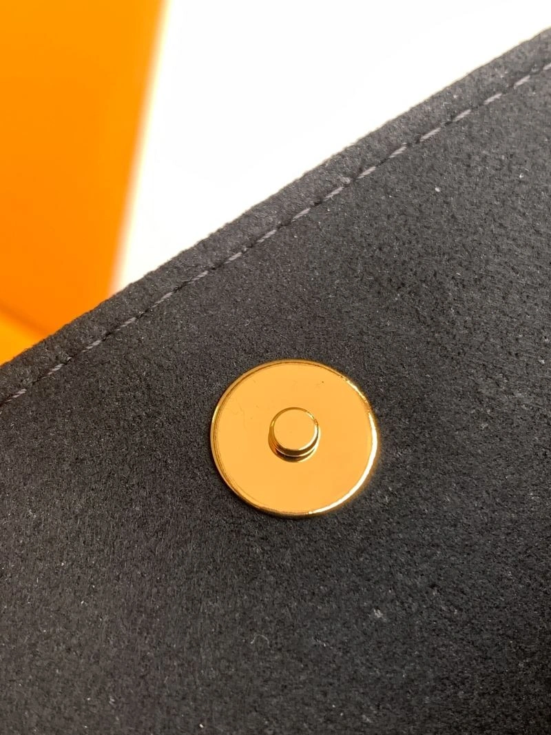 Reasonably priced Louis Vuitton Bucket Bags