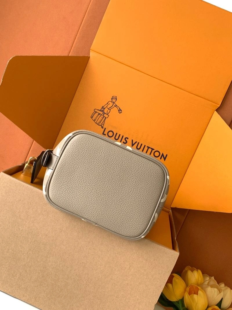 Precise copy Louis Vuitton Bucket Bags