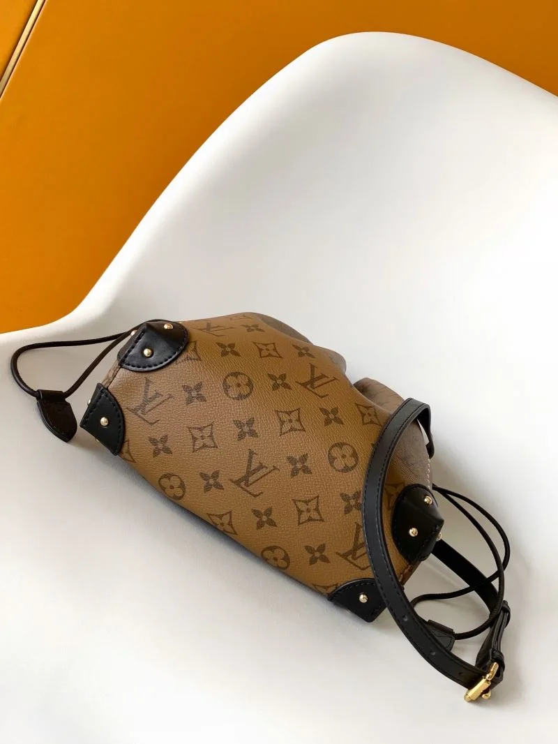 Accurate model Louis Vuitton Bucket Bags