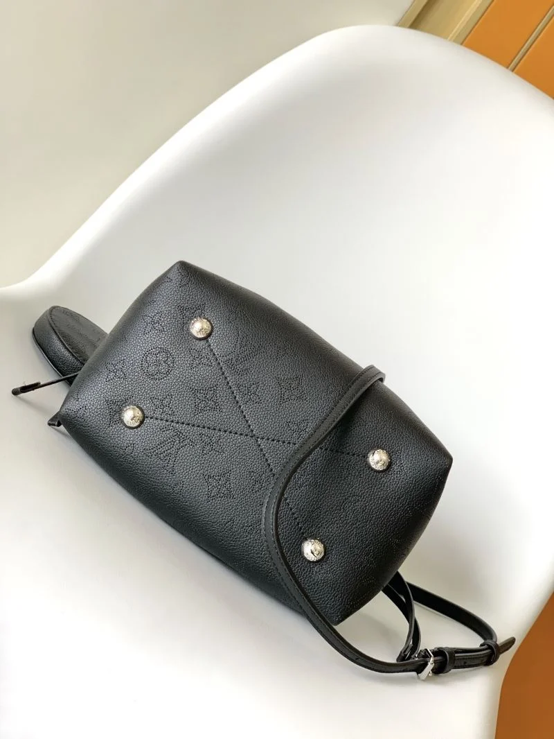 Inexpensive Louis Vuitton Bucket Bags