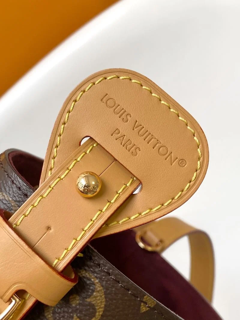 Low-cost Louis Vuitton Bucket Bags