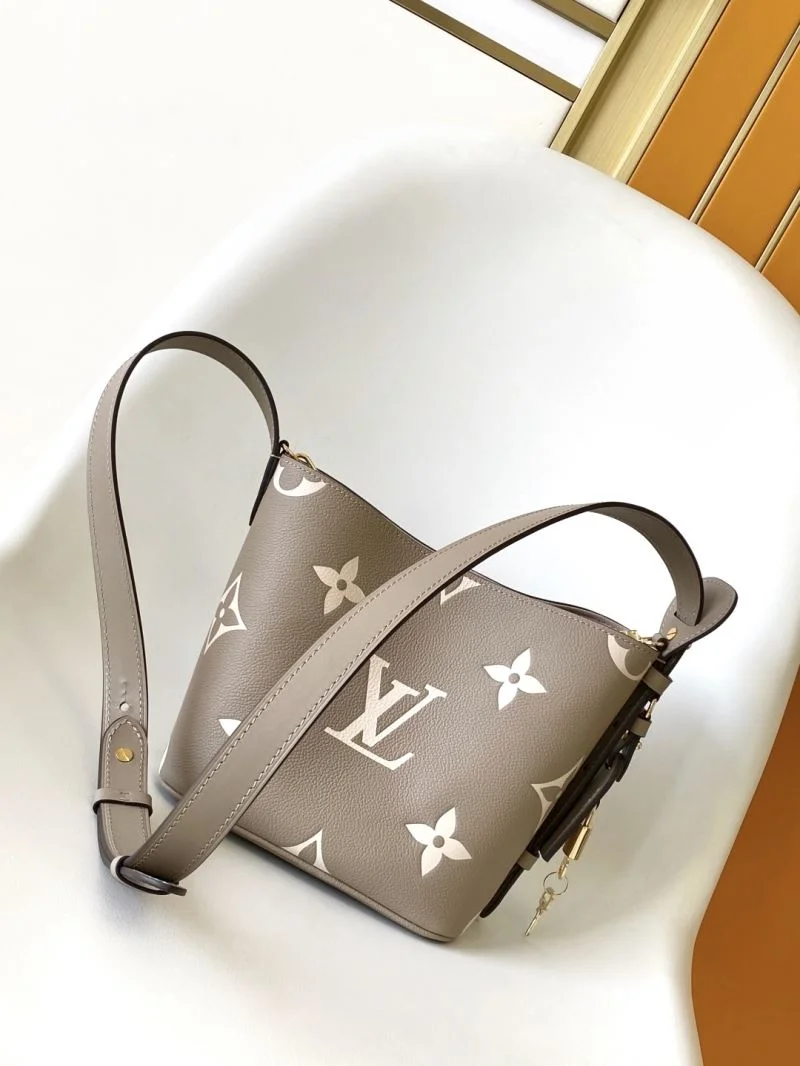 Top match Louis Vuitton Bucket Bags
