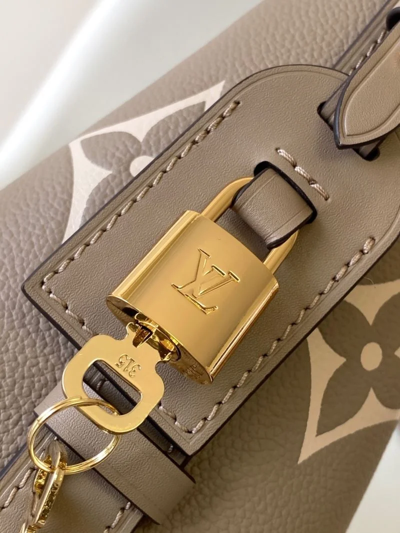 Top match Louis Vuitton Bucket Bags