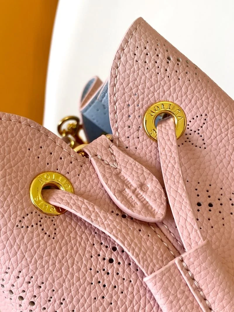 High fidelity Louis Vuitton Bucket Bags