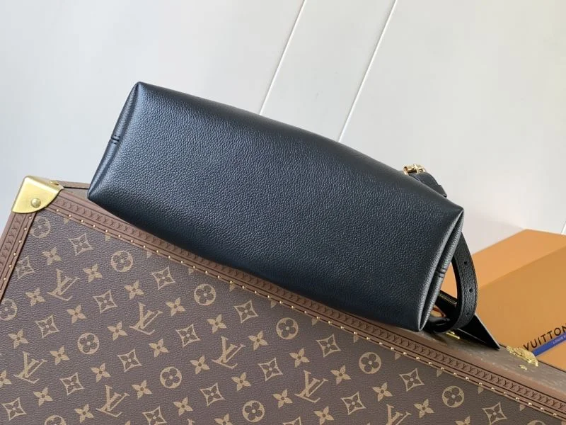 High fidelity Louis Vuitton Bucket Bags