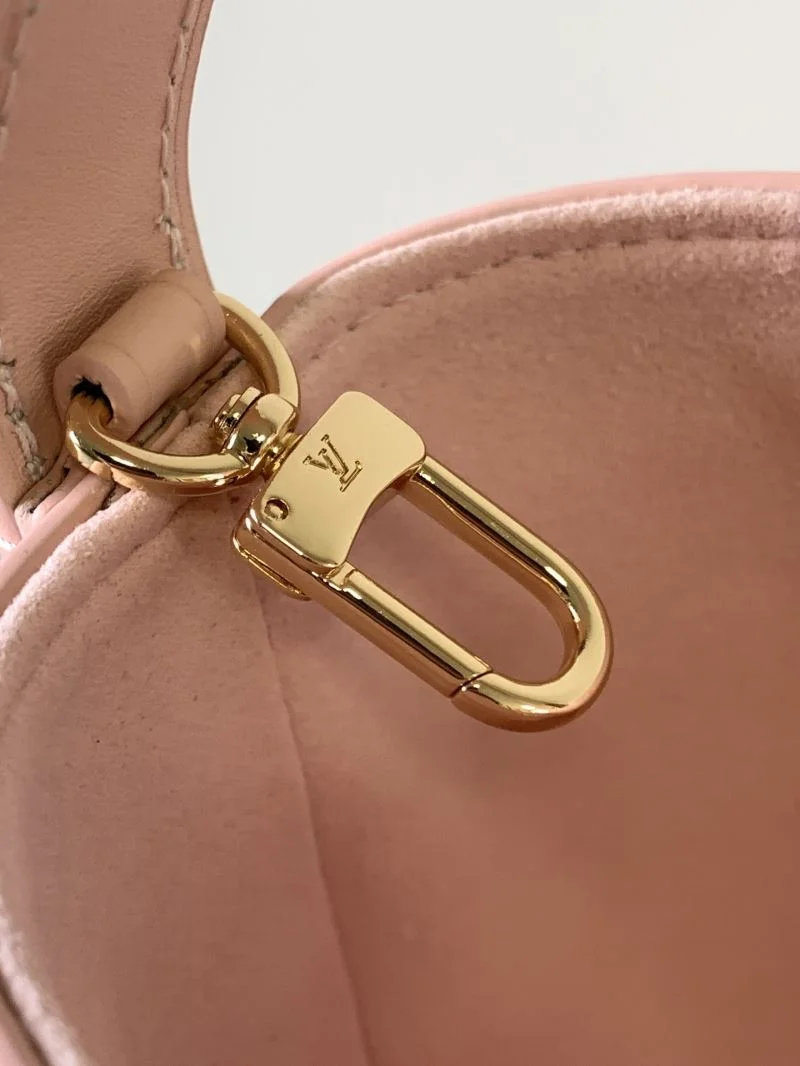 Reasonably priced Louis Vuitton Bucket Bags