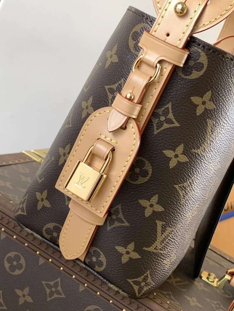 Inexpensive Louis Vuitton Bucket Bags