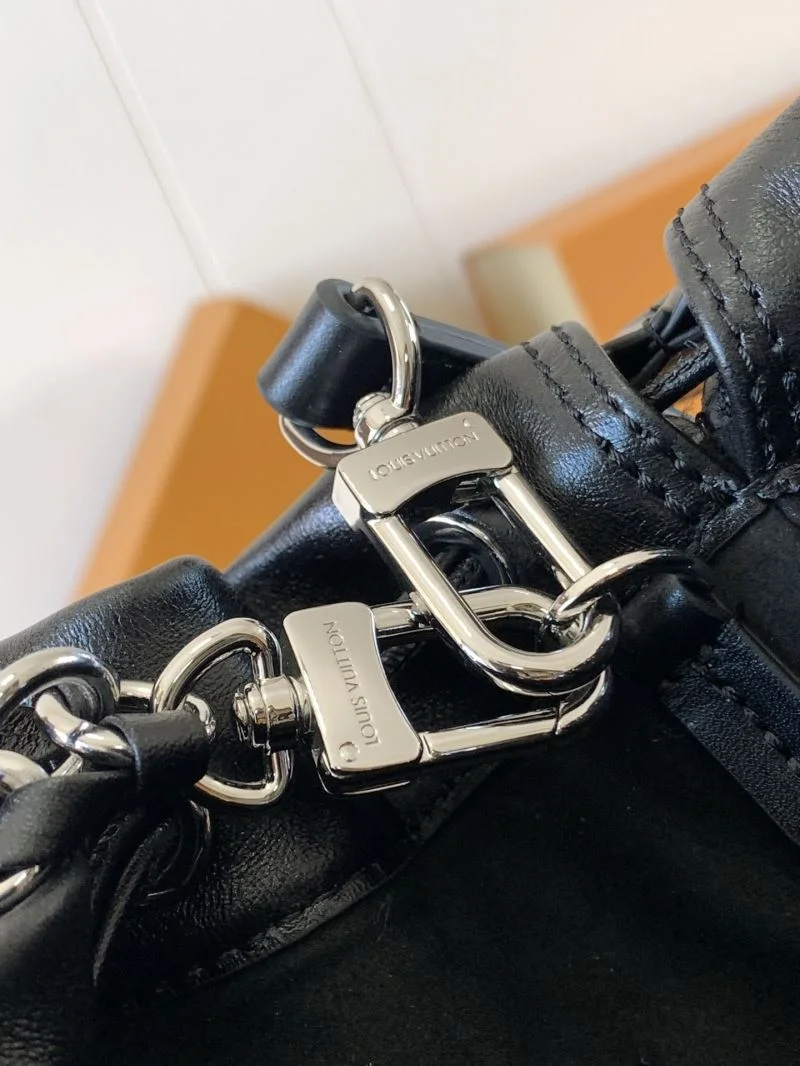 Inexpensive Louis Vuitton Bucket Bags