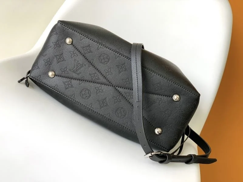 Discounted Louis Vuitton Bucket Bags