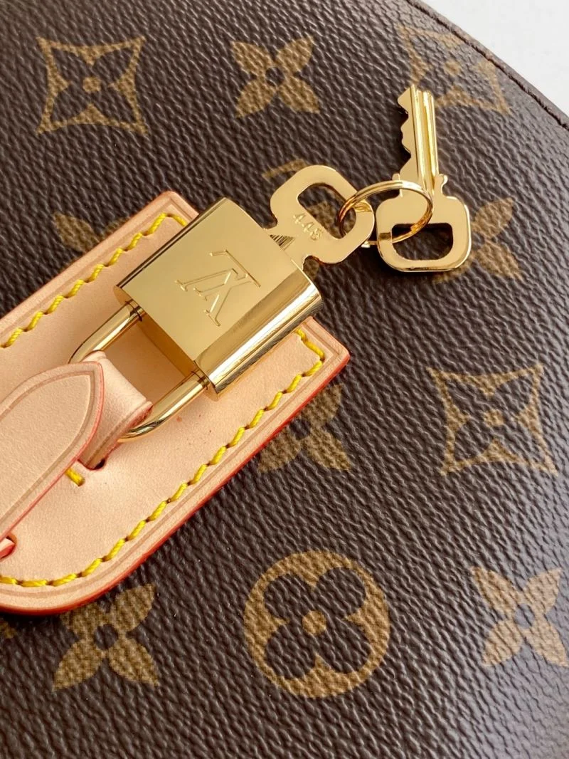 High fidelity Louis Vuitton Bucket Bags
