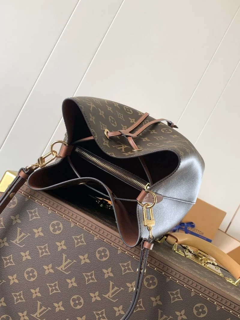High fidelity Louis Vuitton Bucket Bags