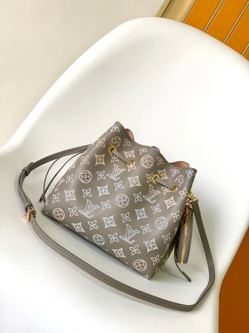 Reasonably priced Louis Vuitton Bucket Bags