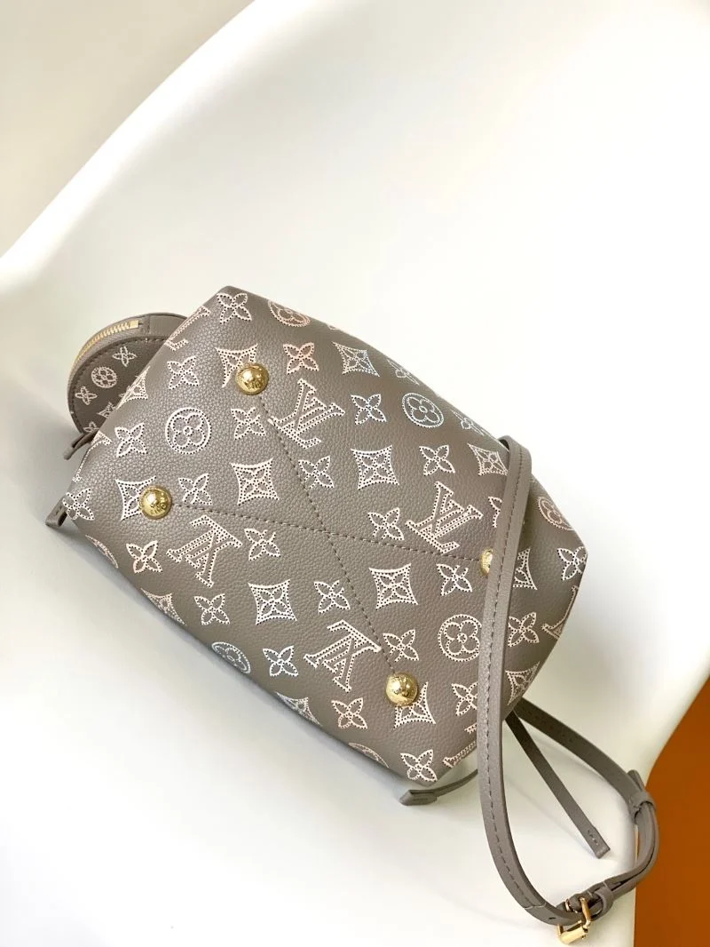 Reasonably priced Louis Vuitton Bucket Bags