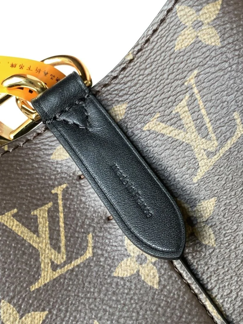 Bargain Louis Vuitton Bucket Bags
