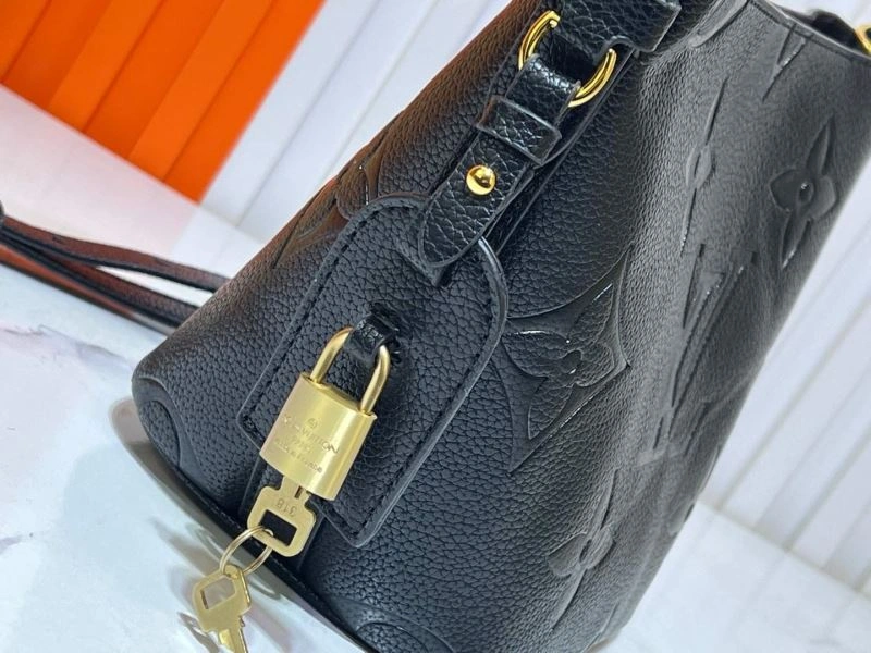 Reasonably priced Louis Vuitton Bucket Bags