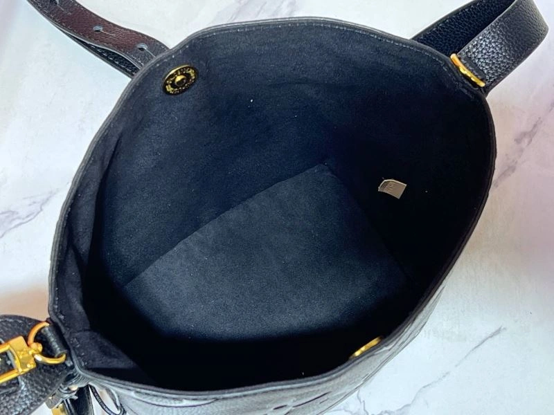 Reasonably priced Louis Vuitton Bucket Bags