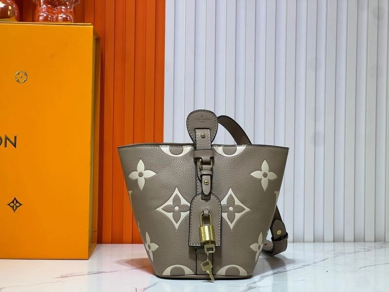 1:1 copy Louis Vuitton Bucket Bags