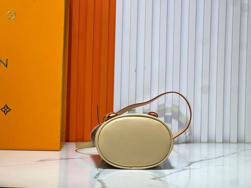 Inexpensive Louis Vuitton Bucket Bags