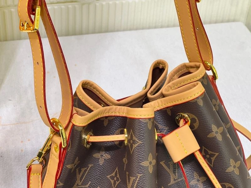 Discounted Louis Vuitton Bucket Bags