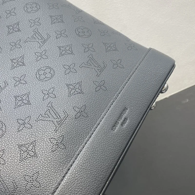 Brand-authenticated Louis Vuitton Bucket Bags