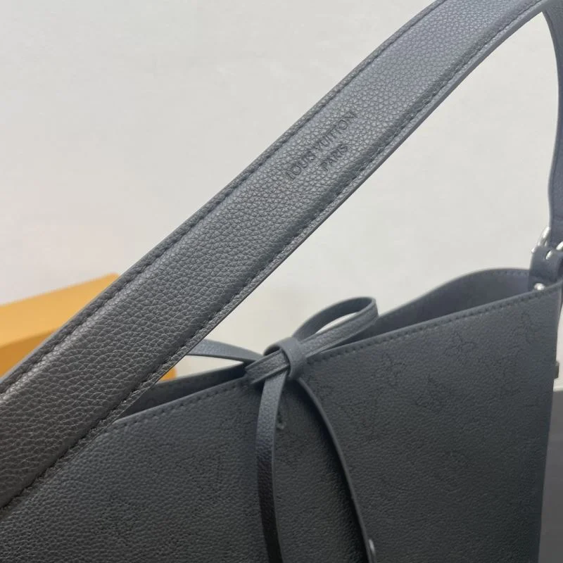 Brand-authenticated Louis Vuitton Bucket Bags
