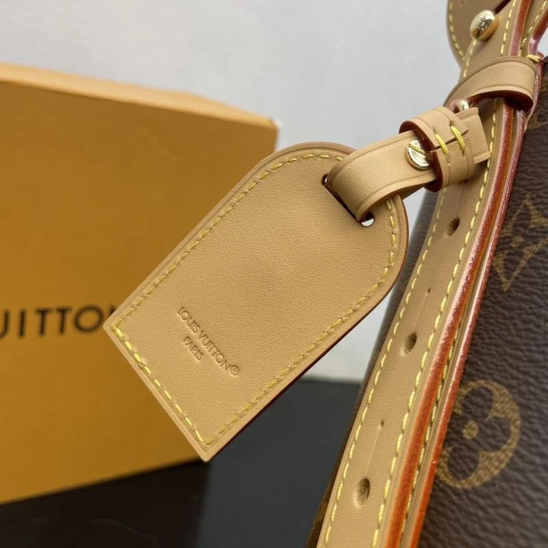Bargain Louis Vuitton Bucket Bags