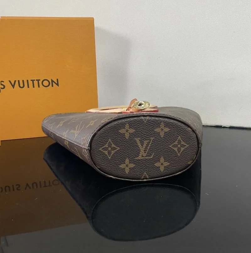 Inexpensive Louis Vuitton Bucket Bags