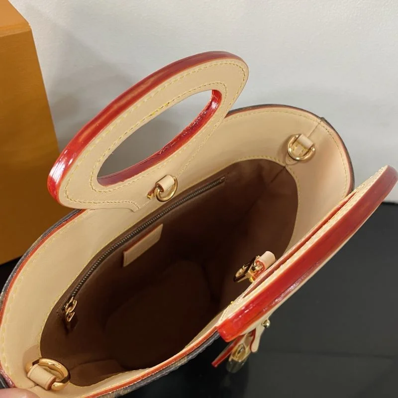 Inexpensive Louis Vuitton Bucket Bags