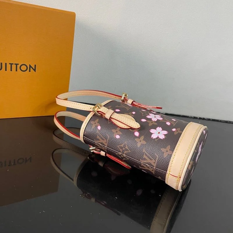 Low-cost Louis Vuitton Bucket Bags