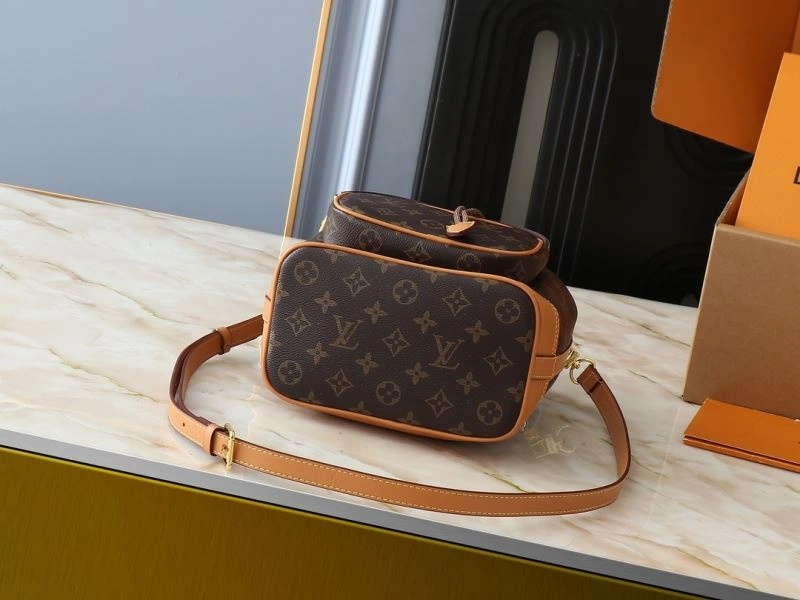 High fidelity Louis Vuitton Bucket Bags