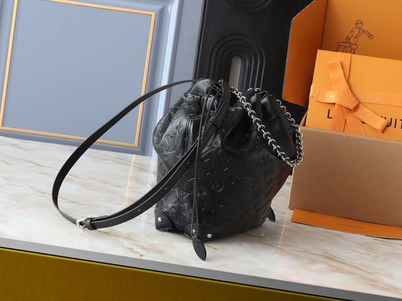 Reasonably priced Louis Vuitton Bucket Bags