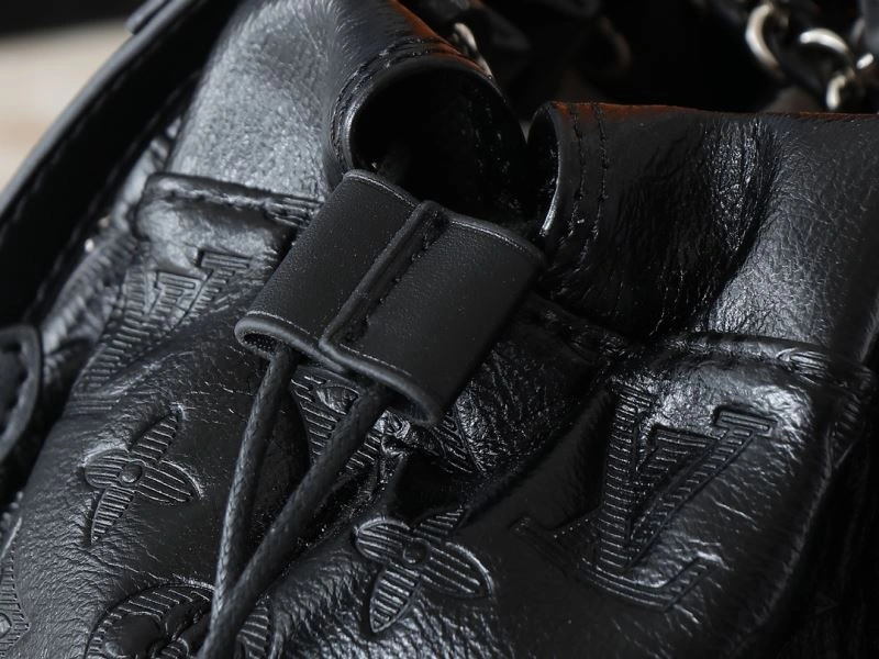 Reasonably priced Louis Vuitton Bucket Bags