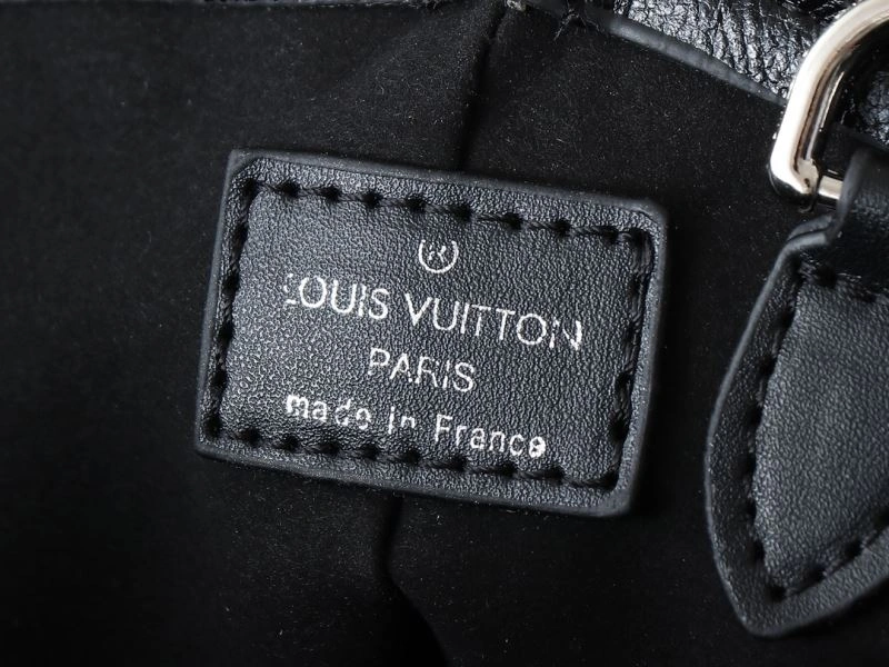 Reasonably priced Louis Vuitton Bucket Bags