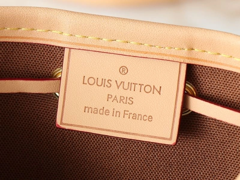 Value-priced Louis Vuitton Bucket Bags