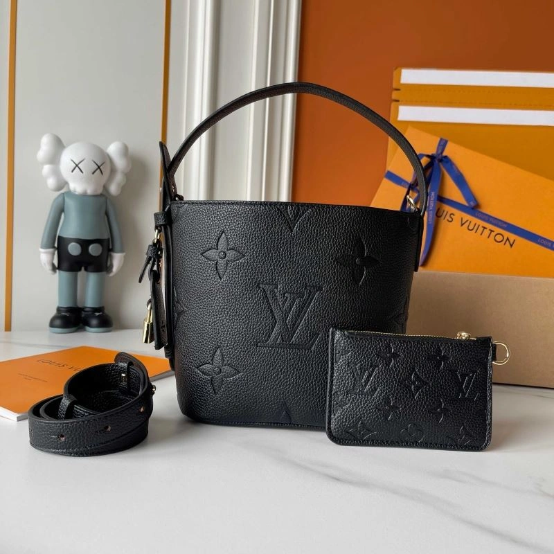Top match Louis Vuitton Bucket Bags