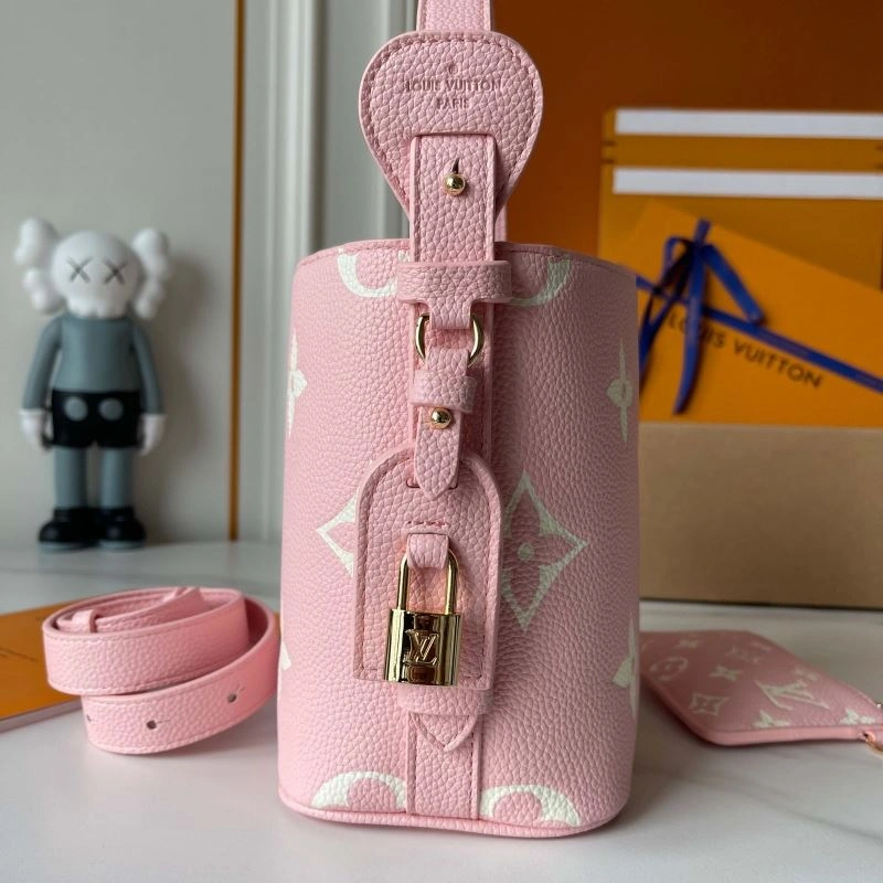 High fidelity Louis Vuitton Bucket Bags