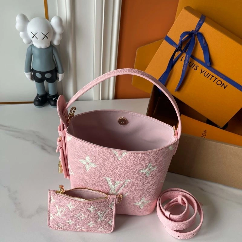High fidelity Louis Vuitton Bucket Bags