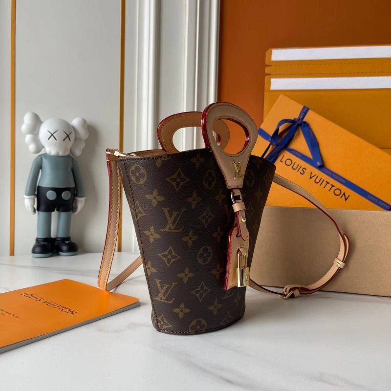 Reasonably priced Louis Vuitton Bucket Bags