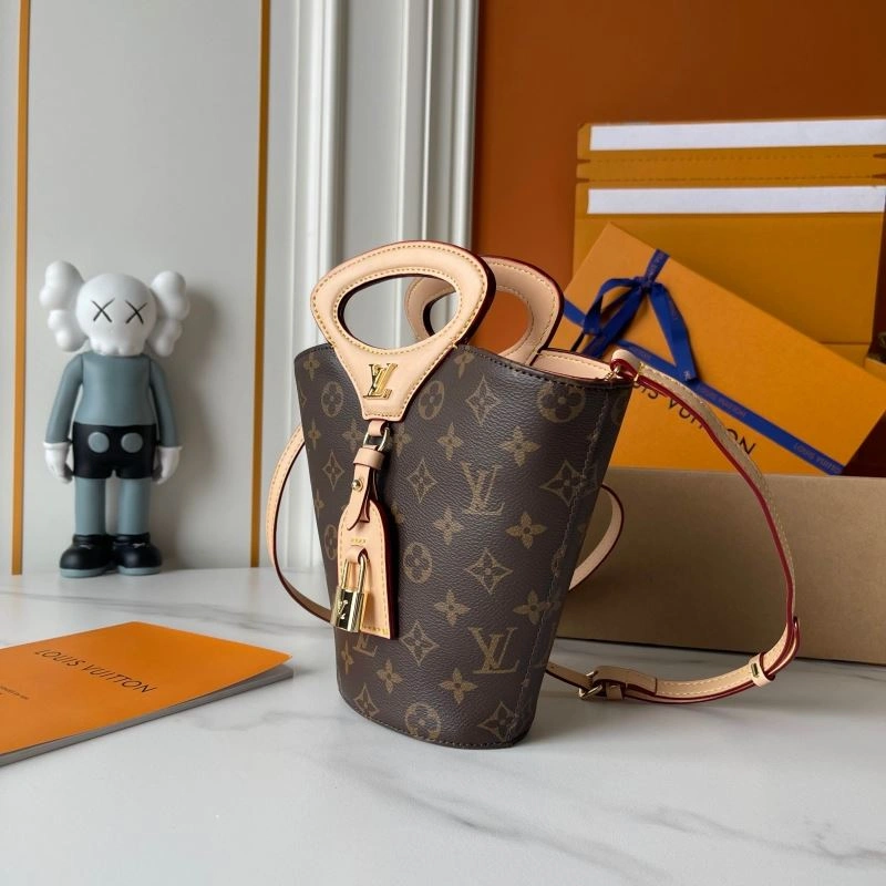 Reasonably priced Louis Vuitton Bucket Bags