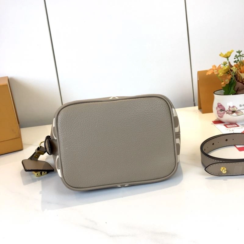 Brand-authenticated Louis Vuitton Bucket Bags