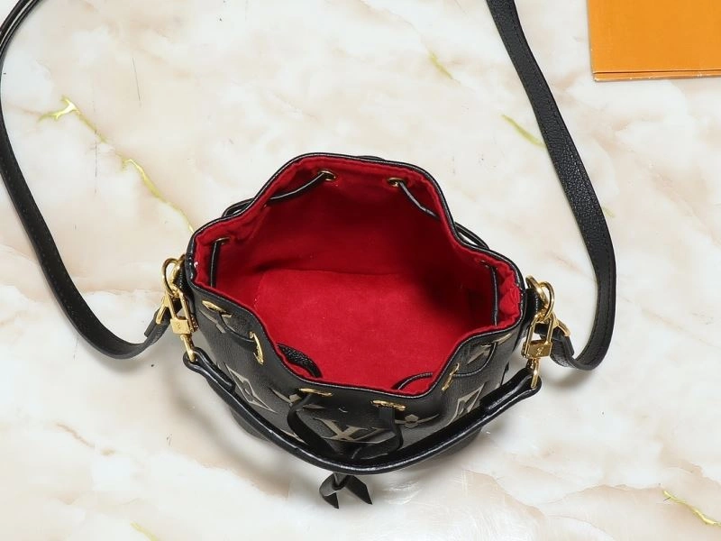 Discounted Louis Vuitton Bucket Bags