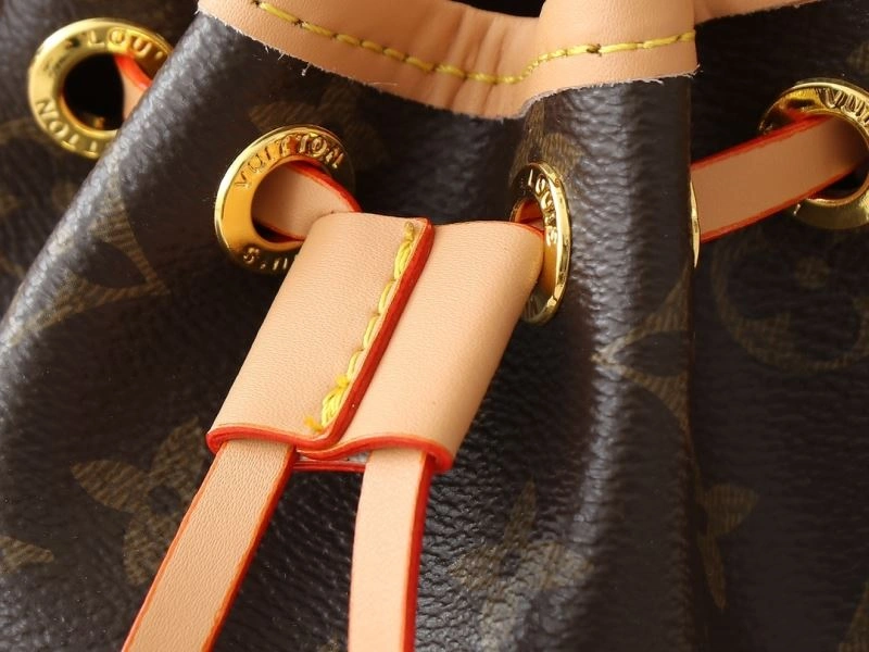Reasonably priced Louis Vuitton Bucket Bags