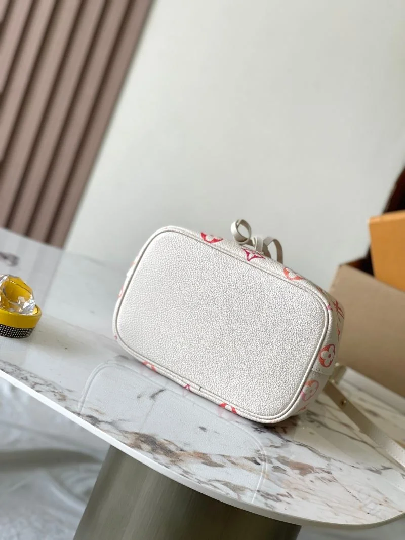 Discounted Louis Vuitton Bucket Bags