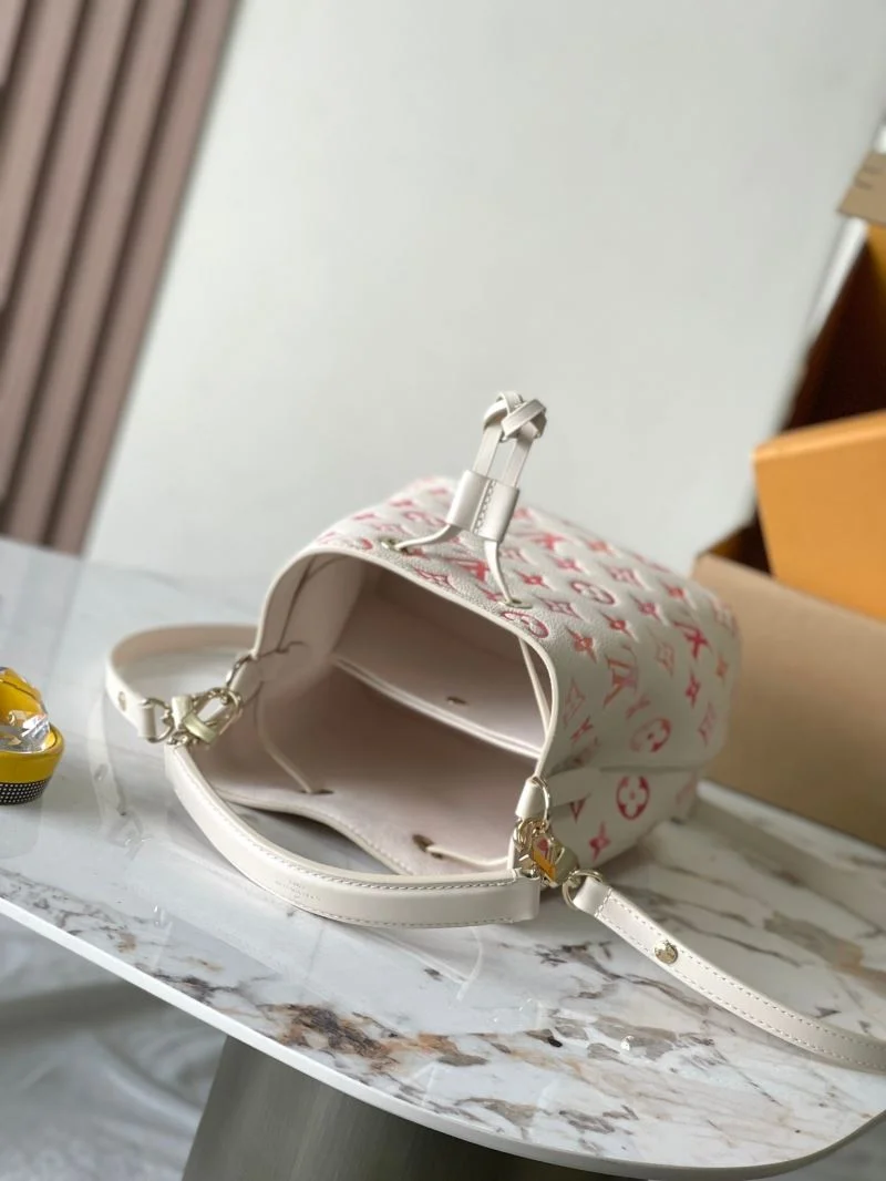 Discounted Louis Vuitton Bucket Bags